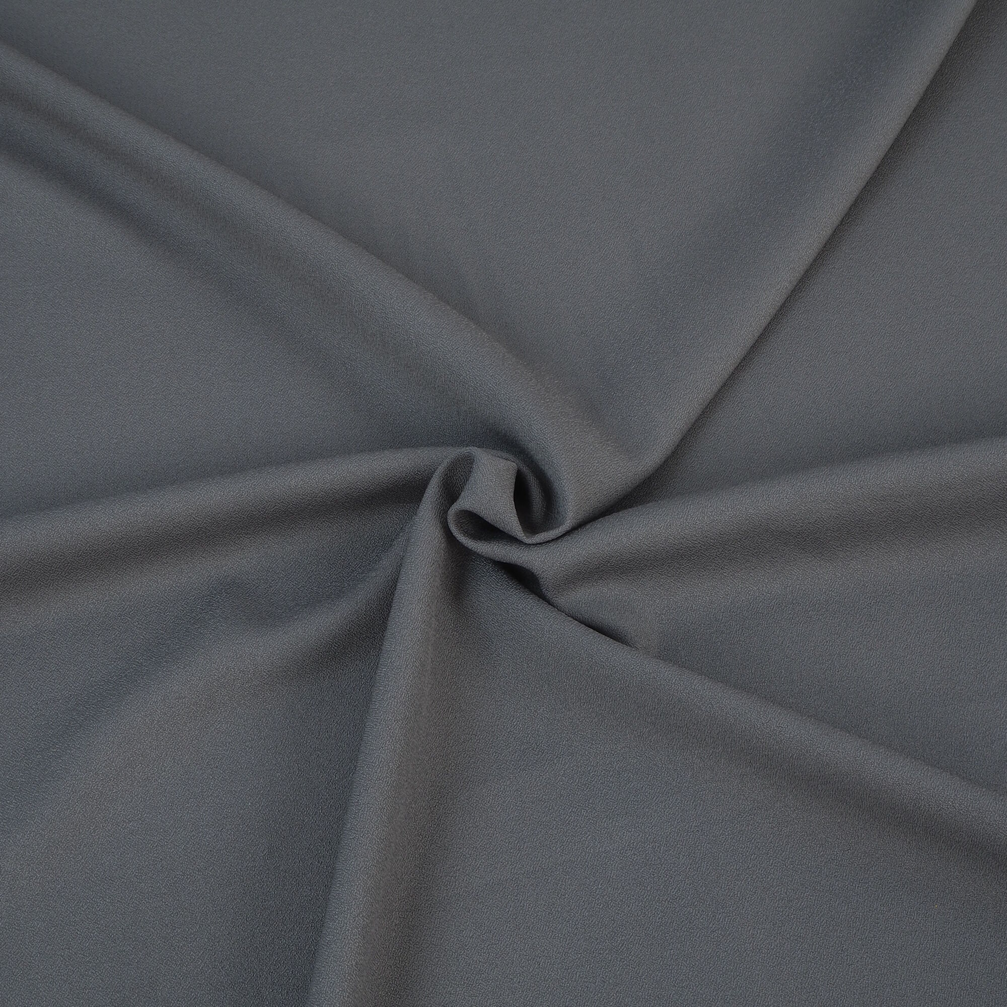 Polyester: Eigenschaften, Vorteile und Anwendungsmöglichkeiten